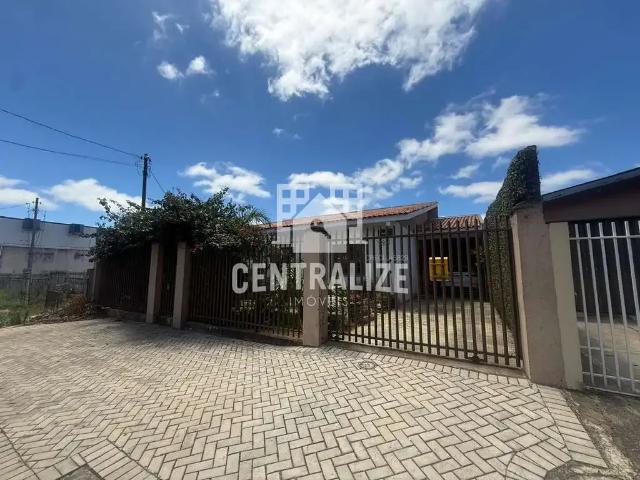 Casa / Sobrado para Venda em Ponta Grossa/PR Uvaranas 4 Quartos