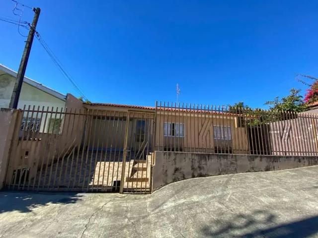 Casa / Sobrado para Venda em Ponta Grossa/PR Uvaranas 4 Quartos