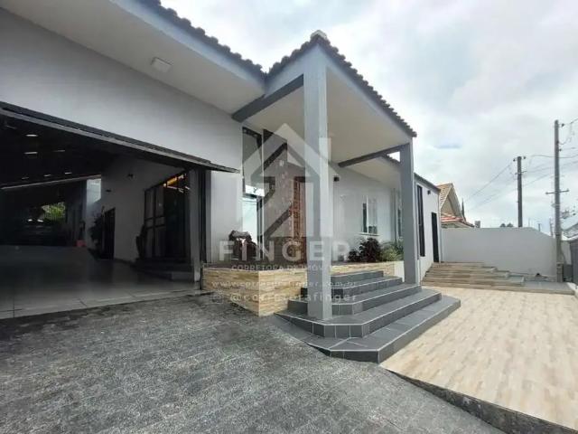 Casa / Sobrado para Venda em Ponta Grossa/PR Uvaranas 4 Quartos