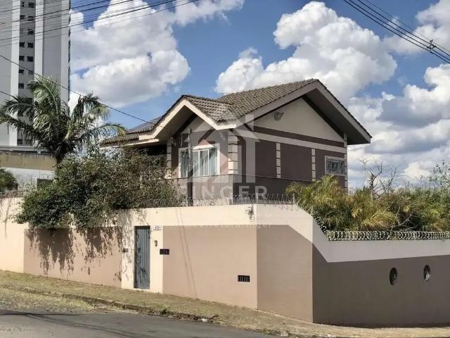 Casa / Sobrado para Venda em Ponta Grossa/PR Uvaranas 4 Quartos