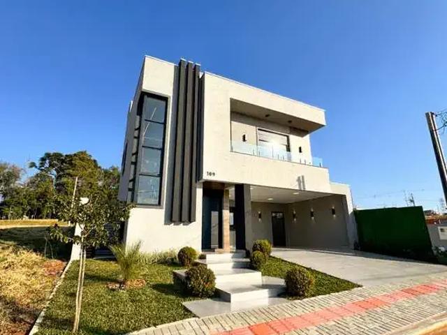 Casa / Sobrado para Venda em Ponta Grossa/PR Uvaranas 4 Quartos