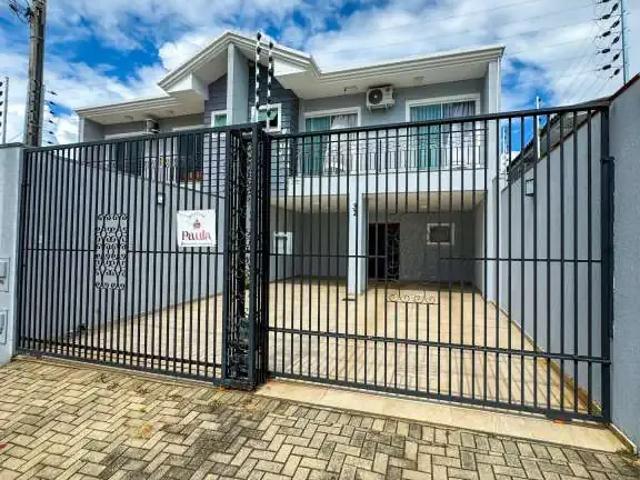 Casa / Sobrado para Venda em Ponta Grossa/PR Uvaranas 4 Quartos