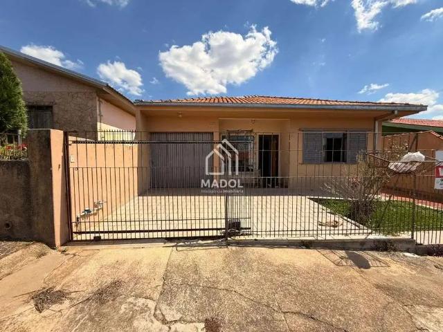 Casa / Sobrado para Venda em Ponta Grossa/PR Uvaranas 5 Quartos