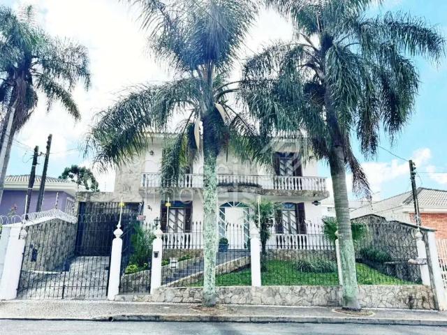 Casa / Sobrado para Venda em Ponta Grossa/PR Uvaranas 5 Quartos