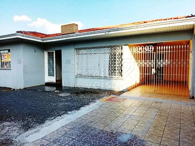 Casa / Sobrado para Venda em Ponta Grossa/PR Uvaranas 7 Quartos