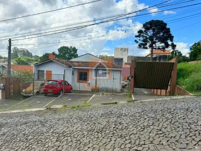 Casa / Sobrado para Venda em Ponta Grossa/PR Uvaranas 1 Quartos