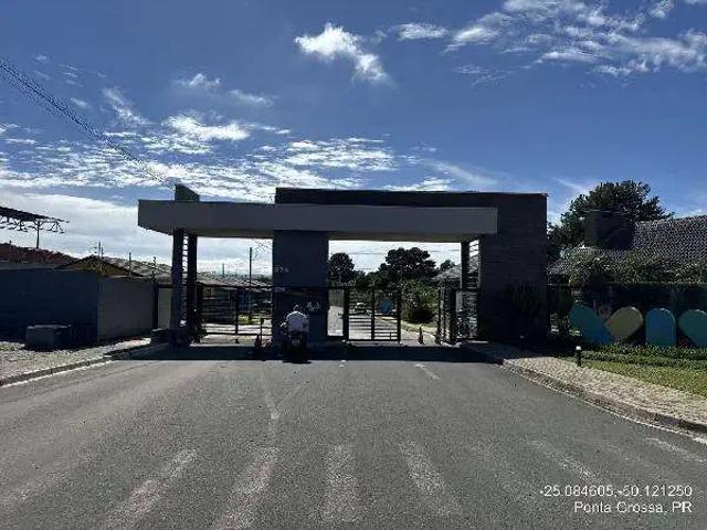 Casa / Sobrado para Venda em Ponta Grossa/PR Uvaranas 2 Quartos