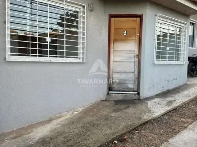 Casa / Sobrado para Venda em Ponta Grossa/PR Uvaranas 2 Quartos