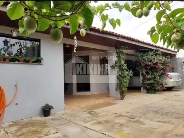 Casa / Sobrado para Venda em Ponta Grossa/PR Uvaranas 2 Quartos