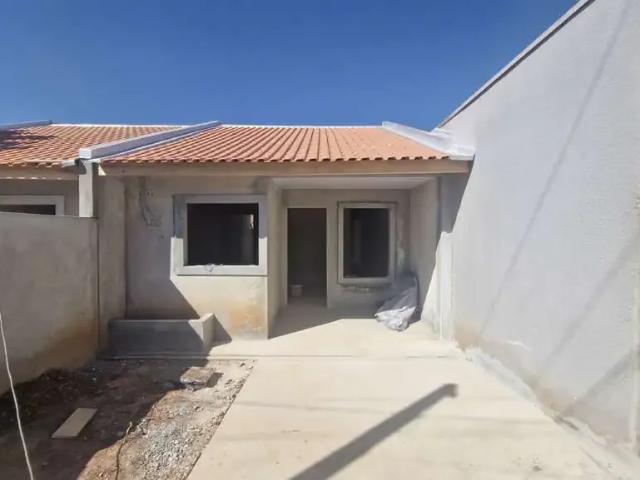Casa / Sobrado para Venda em Ponta Grossa/PR Uvaranas 2 Quartos