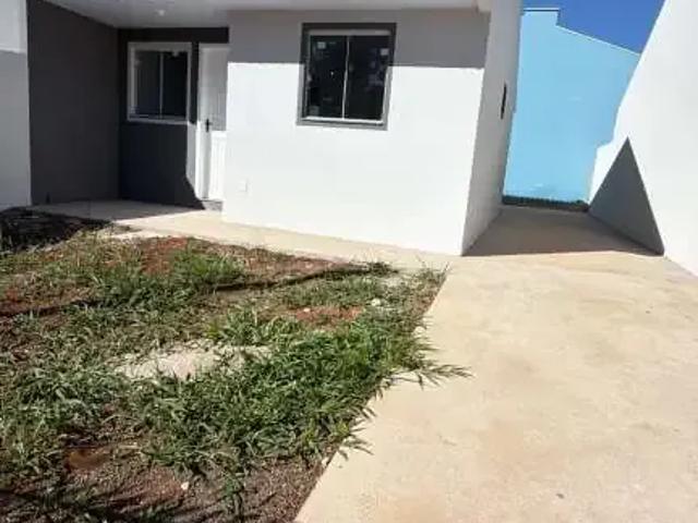 Casa / Sobrado para Venda em Ponta Grossa/PR Uvaranas 2 Quartos