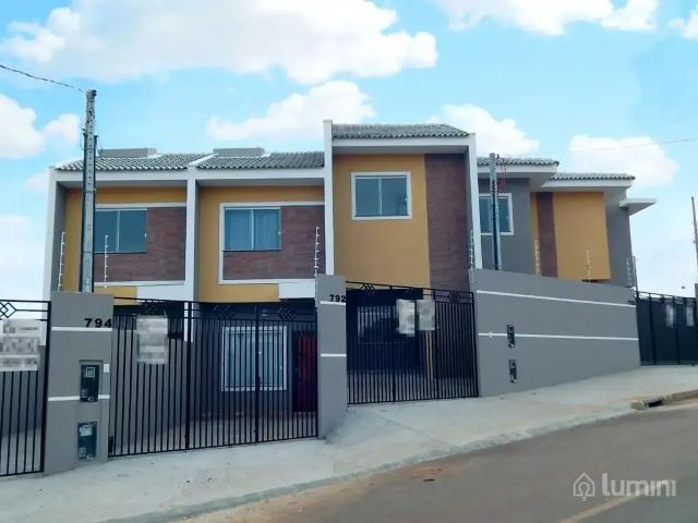 Casa / Sobrado para Venda em Ponta Grossa/PR Uvaranas 2 Quartos