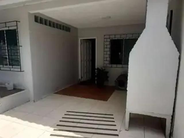 Casa / Sobrado para Venda em Ponta Grossa/PR Uvaranas 2 Quartos