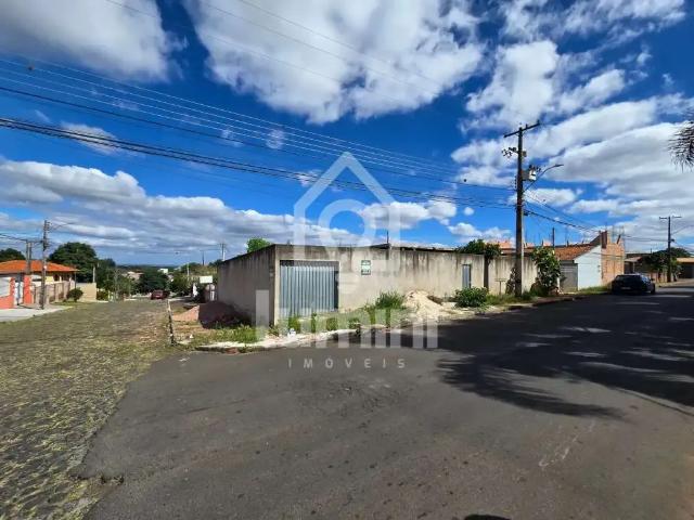 Casa / Sobrado para Venda em Ponta Grossa/PR Uvaranas 2 Quartos
