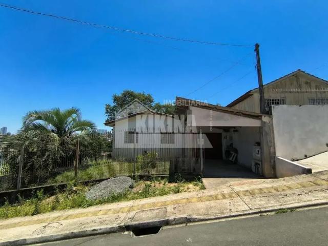 Casa / Sobrado para Venda em Ponta Grossa/PR Uvaranas 2 Quartos