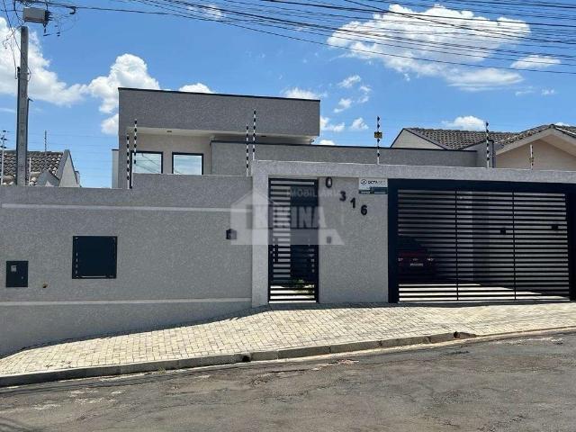 Casa / Sobrado para Venda em Ponta Grossa/PR Uvaranas 3 Quartos