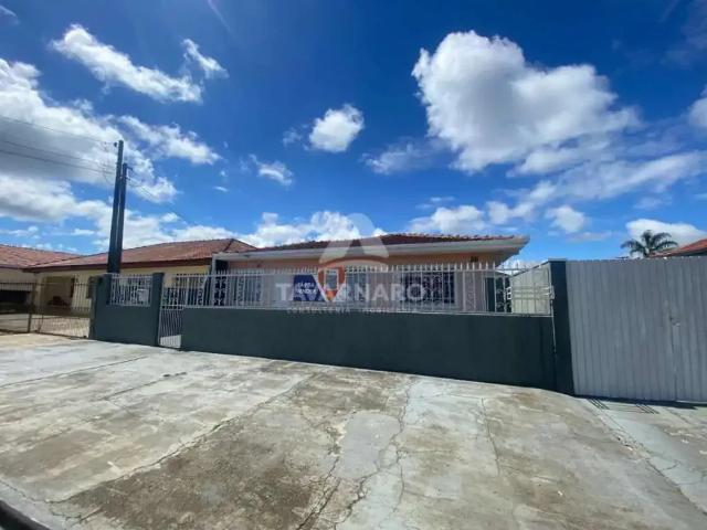 Casa / Sobrado para Venda em Ponta Grossa/PR Uvaranas 3 Quartos