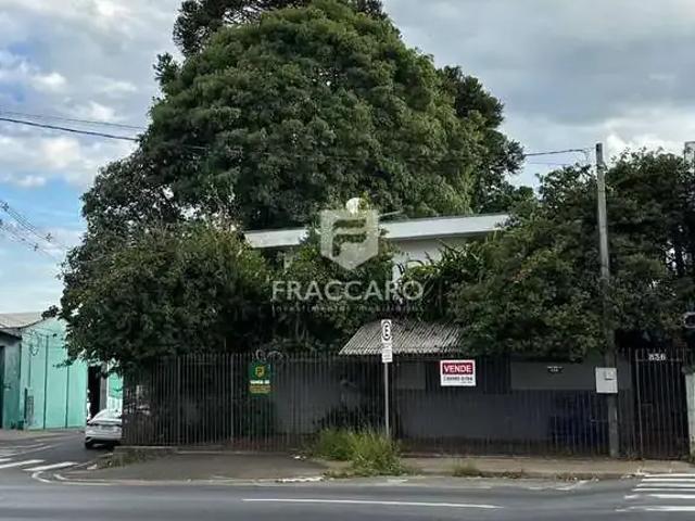 Casa / Sobrado para Venda em Ponta Grossa/PR Uvaranas 3 Quartos