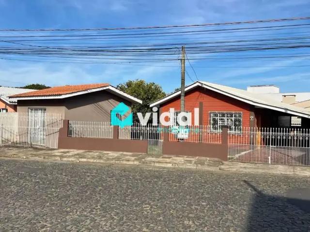 Casa / Sobrado para Venda em Ponta Grossa/PR Uvaranas 3 Quartos