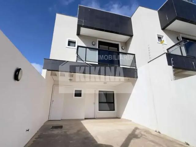 Casa / Sobrado para Venda em Ponta Grossa/PR Uvaranas 3 Quartos