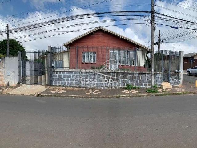 Casa / Sobrado para Venda em Ponta Grossa/PR Uvaranas 3 Quartos