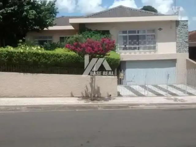 Casa / Sobrado para Venda em Ponta Grossa/PR Uvaranas 3 Quartos