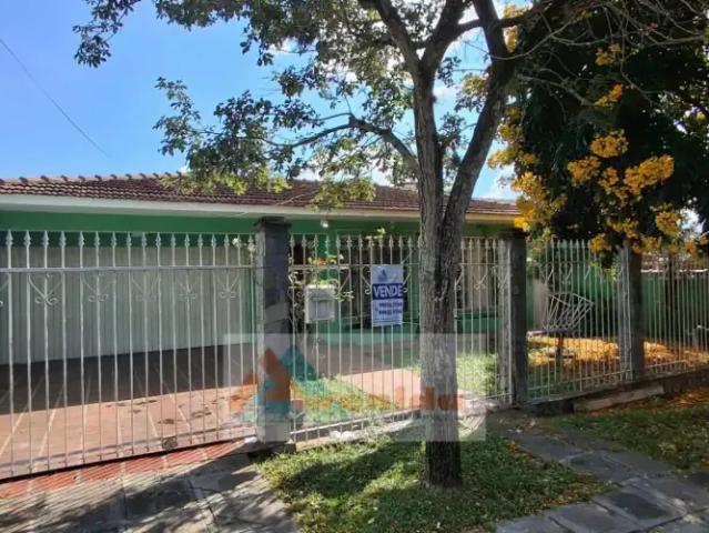 Casa / Sobrado para Venda em Ponta Grossa/PR Uvaranas 3 Quartos