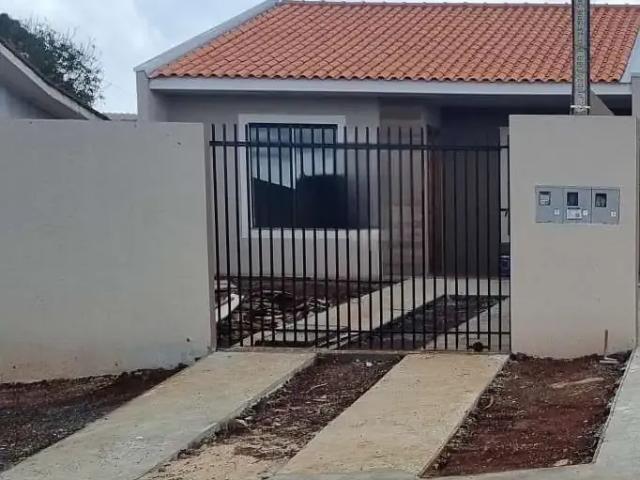 Casa / Sobrado para Venda em Ponta Grossa/PR Uvaranas 3 Quartos