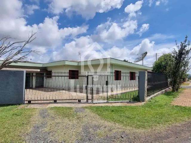 Casa / Sobrado para Venda em Ponta Grossa/PR Uvaranas 3 Quartos