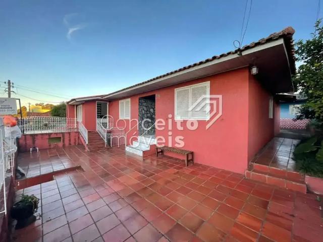 Casa / Sobrado para Venda em Ponta Grossa/PR Uvaranas 3 Quartos