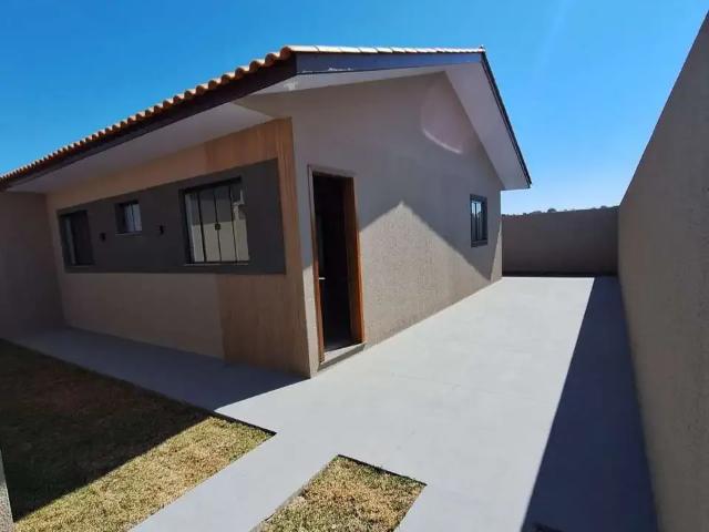 Casa / Sobrado para Venda em Ponta Grossa/PR Uvaranas 3 Quartos