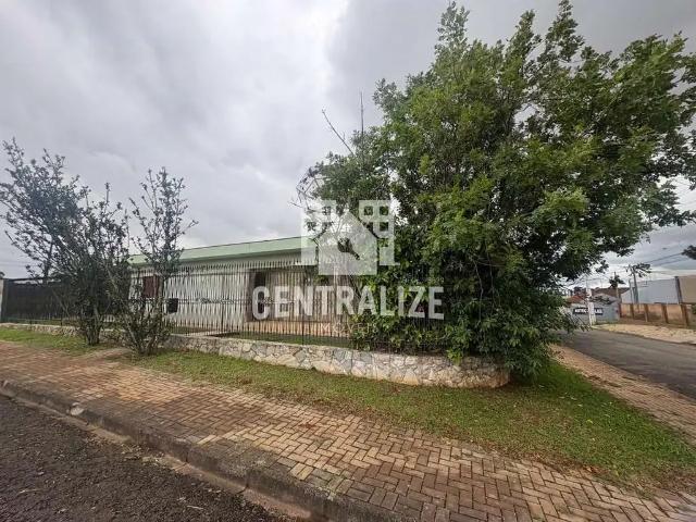 Casa / Sobrado para Venda em Ponta Grossa/PR Uvaranas 3 Quartos