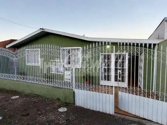 Casa / Sobrado para Venda em Ponta Grossa/PR Uvaranas 3 Quartos