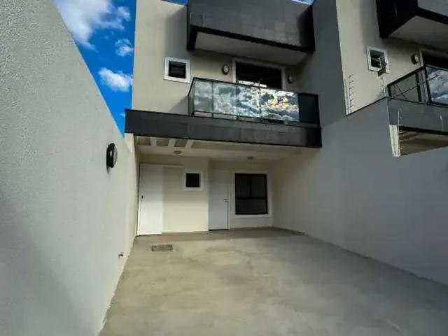 Casa / Sobrado para Venda em Ponta Grossa/PR Uvaranas 3 Quartos