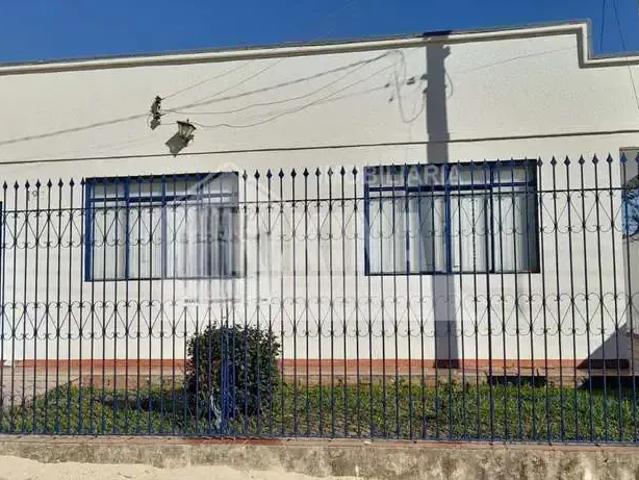 Casa / Sobrado para Venda em Ponta Grossa/PR Uvaranas 3 Quartos