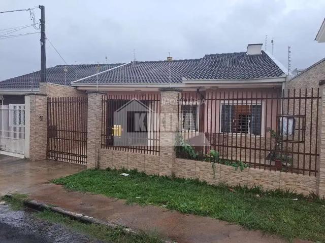 Casa / Sobrado para Venda em Ponta Grossa/PR Uvaranas 3 Quartos