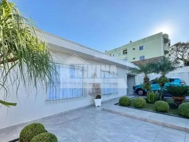 Casa / Sobrado para Venda em Ponta Grossa/PR Uvaranas 3 Quartos