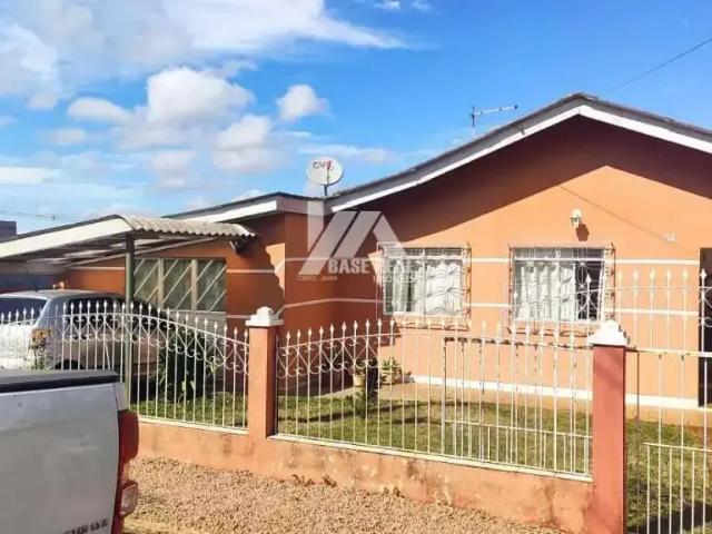 Casa / Sobrado para Venda em Ponta Grossa/PR Uvaranas 3 Quartos