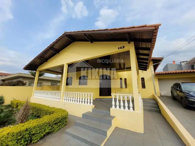 Casa / Sobrado para Venda em Ponta Grossa/PR Uvaranas 3 Quartos
