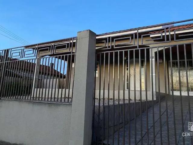 Casa / Sobrado para Venda em Ponta Grossa/PR Uvaranas 3 Quartos