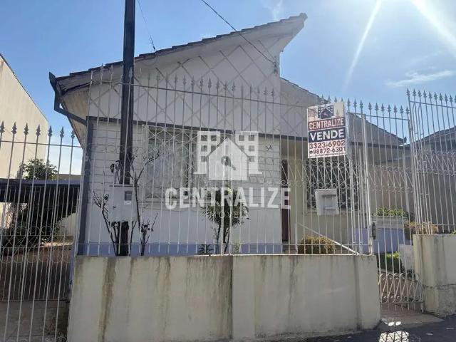 Casa / Sobrado para Venda em Ponta Grossa/PR Uvaranas 3 Quartos