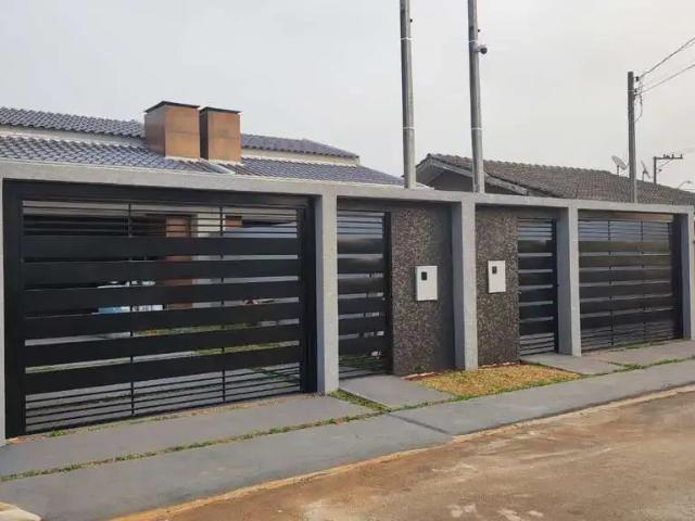 Casa / Sobrado para Venda em Ponta Grossa/PR Uvaranas 3 Quartos