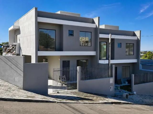 Casa / Sobrado para Venda em Ponta Grossa/PR Uvaranas 3 Quartos