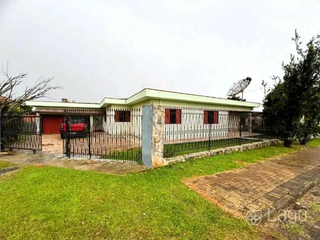 Casa / Sobrado para Venda em Ponta Grossa/PR Uvaranas 3 Quartos