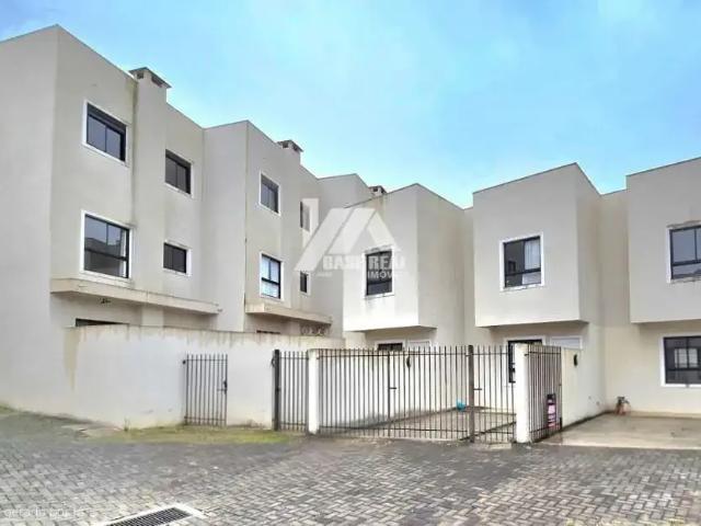 Casa / Sobrado para Venda em Ponta Grossa/PR Uvaranas 3 Quartos