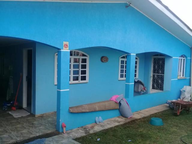 Casa / Sobrado para Venda em Ponta Grossa/PR Cará cará 3 Quartos