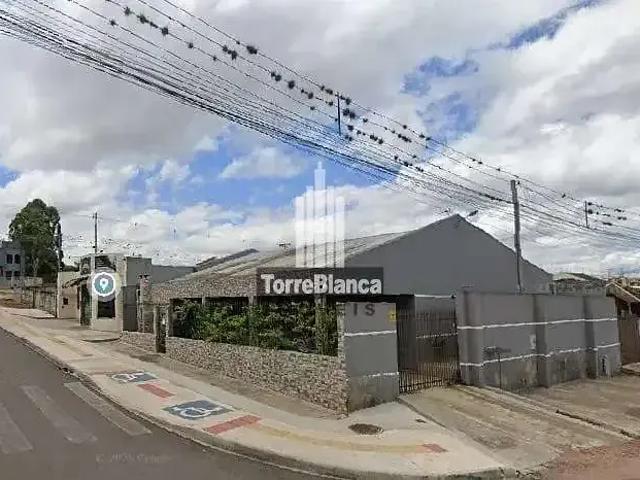 Casa / Sobrado para Venda em Ponta Grossa/PR Cará cará 3 Quartos