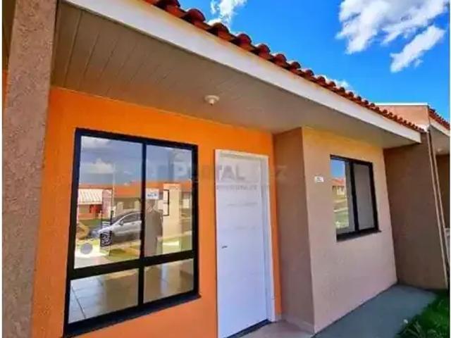 Casa / Sobrado para Venda em Ponta Grossa/PR Cará cará 2 Quartos