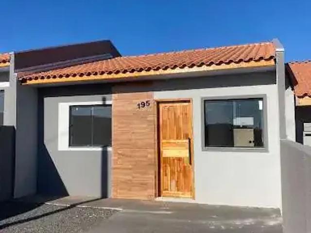 Casa / Sobrado para Venda em Ponta Grossa/PR Cará cará 2 Quartos