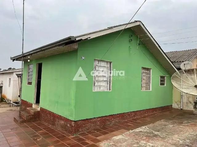 Casa / Sobrado para Venda em Ponta Grossa/PR Cará cará 4 Quartos